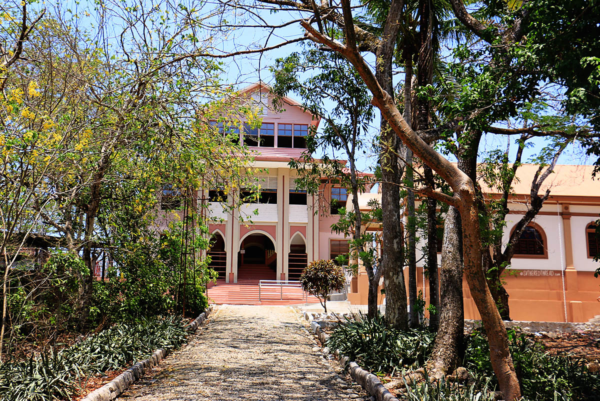#Isla San Lucas_Prison facade | s/v The Red Thread